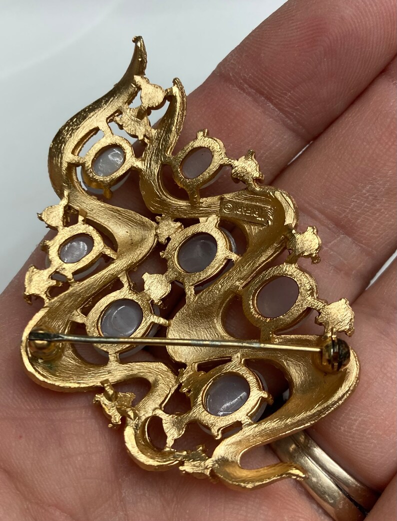 RARE Vintage Trifari Faux Moonstone Brooch Signed - Etsy