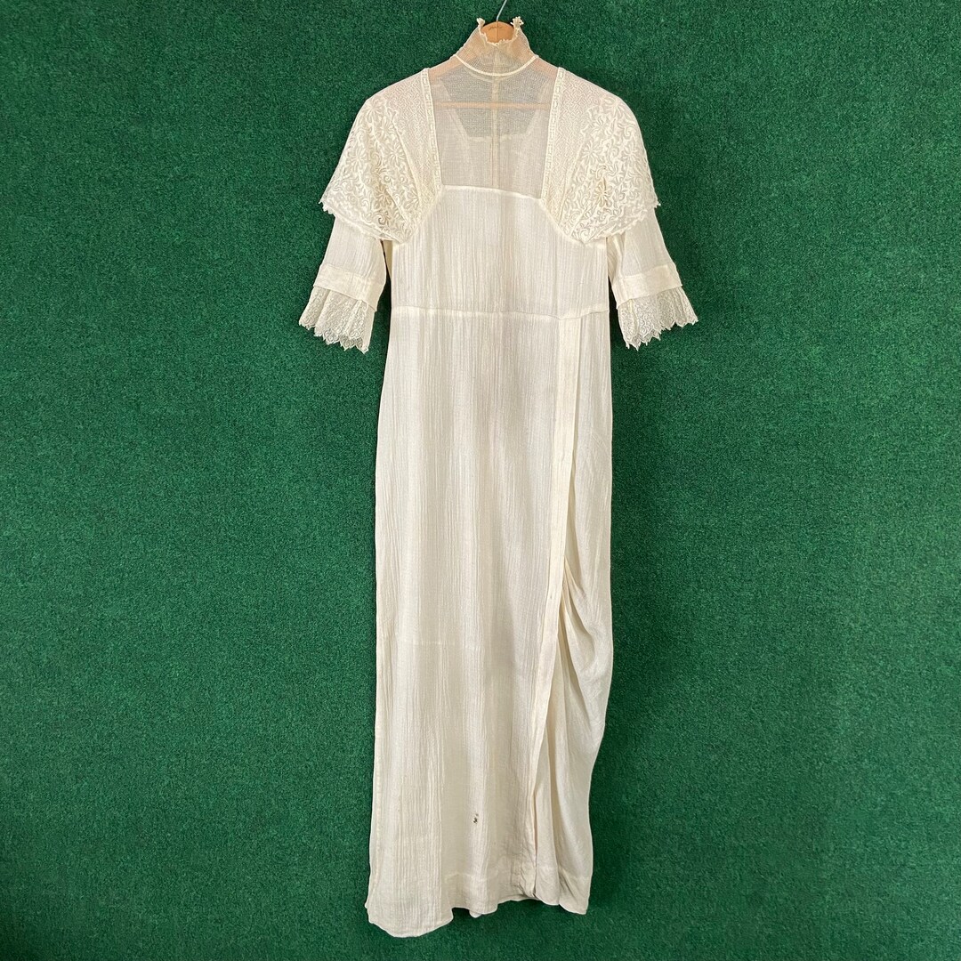 Antique Early 1900s Edwardian Tea Dress - Ivory Fabric, Delicate Lace ...