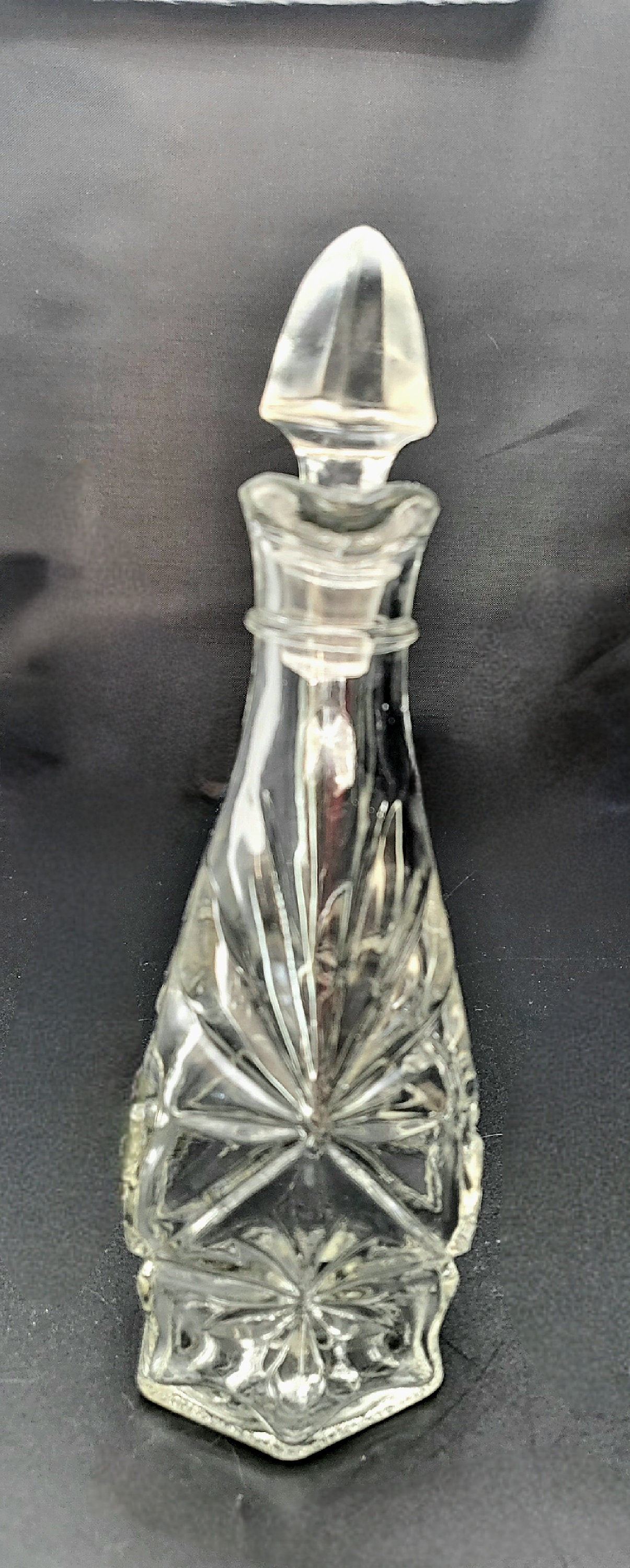 Star Embossed Cut Glass Cruet Set With Tray, 1960s MCM Anchor Hocking ...