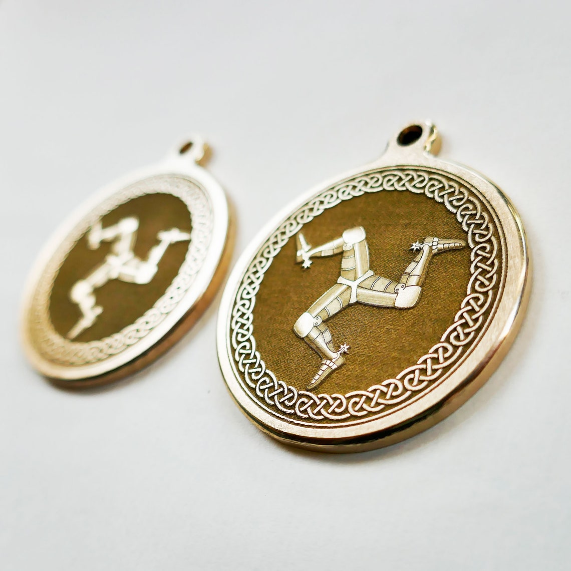 Manx Triskelion 3 Legs of Man Solid Brass Key Fob & Key Ring ...