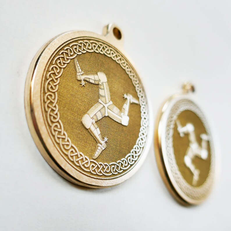 Manx Triskelion 3 Legs of Man Solid Brass Key Fob & Key Ring ...