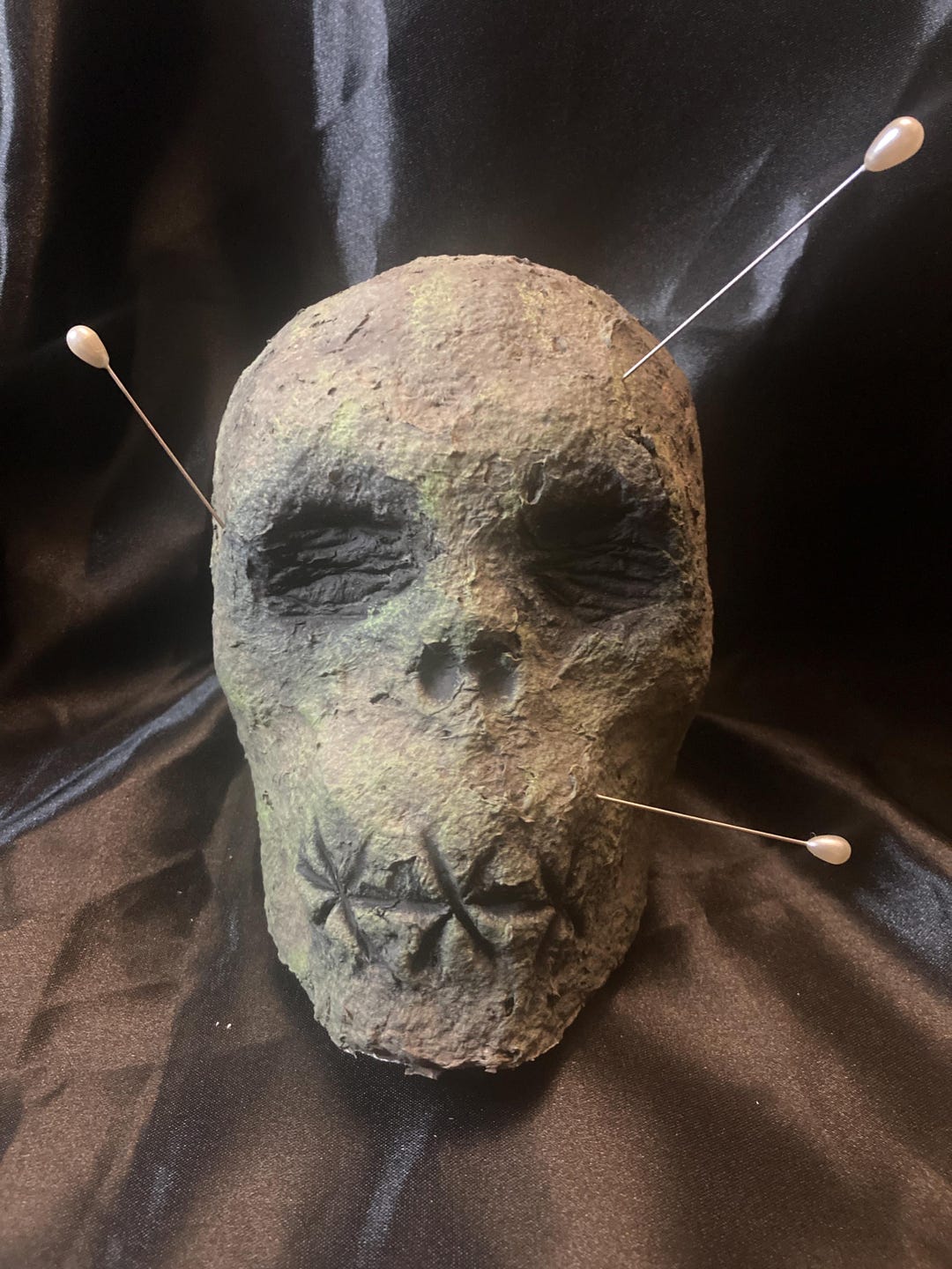 Voodoo Dolls - Pins - Mini Mask, Halloween, Wall Decor, Skull, Oddities ...
