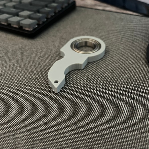 Karambit Spinner - Etsy