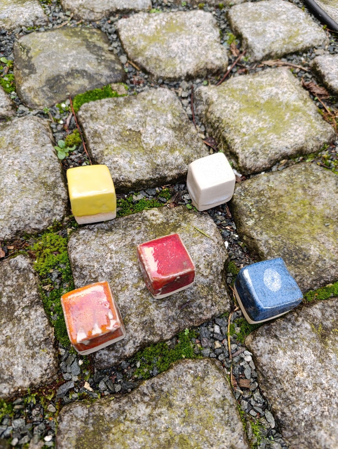 Set 5 Pflastersteine aus Keramik Kleinpflaster// bunt // Einleger für ...