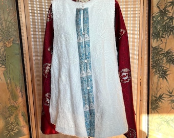 Holiday, Chinese Women Hanfu Top, Gold Thread Waistcoat, Traditional ...