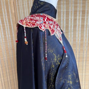 Hanfu Accessories, Chinese Yunjian Collar, Embroidered Cloud Shoulder ...