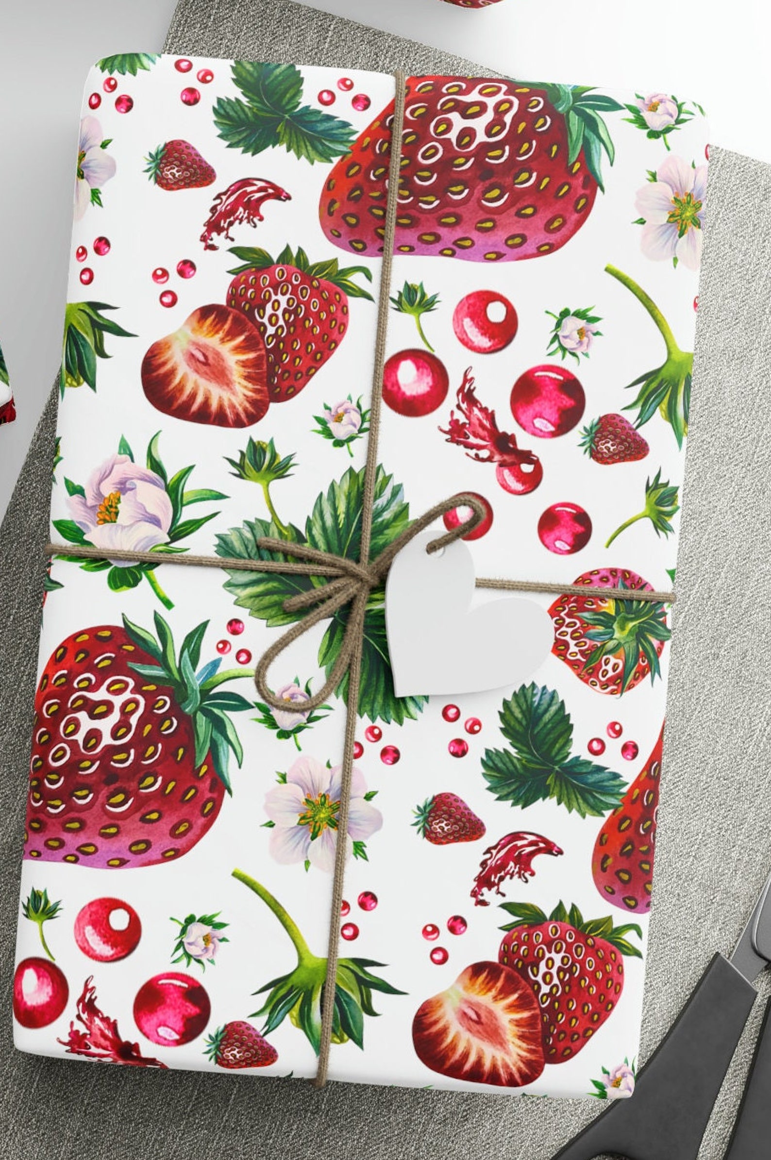 Strawberry Wrapping Paper, Strawberry Birthday Gift Wrapping Paper Roll ...