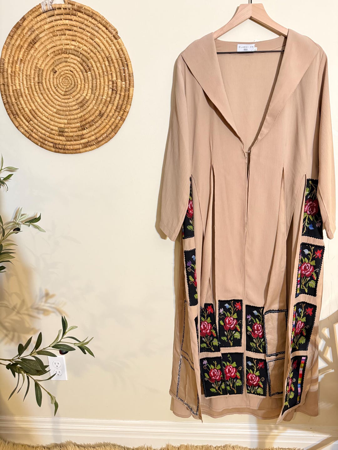 Baige Handmade Tatreez Cardigon (bisht) - Etsy