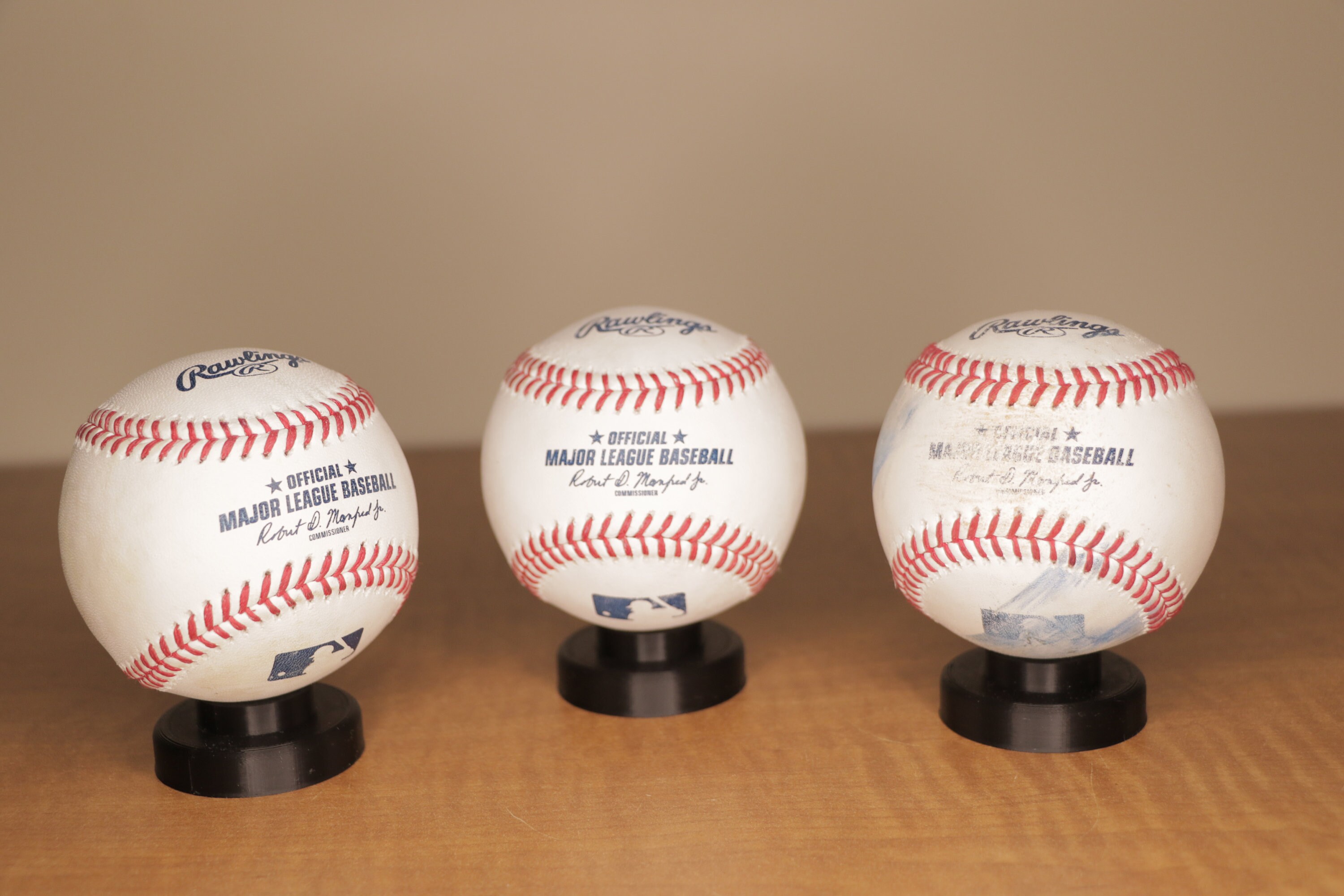 Baseball Display Stand / Baseball Desk Holder / Autographed Baseball ...