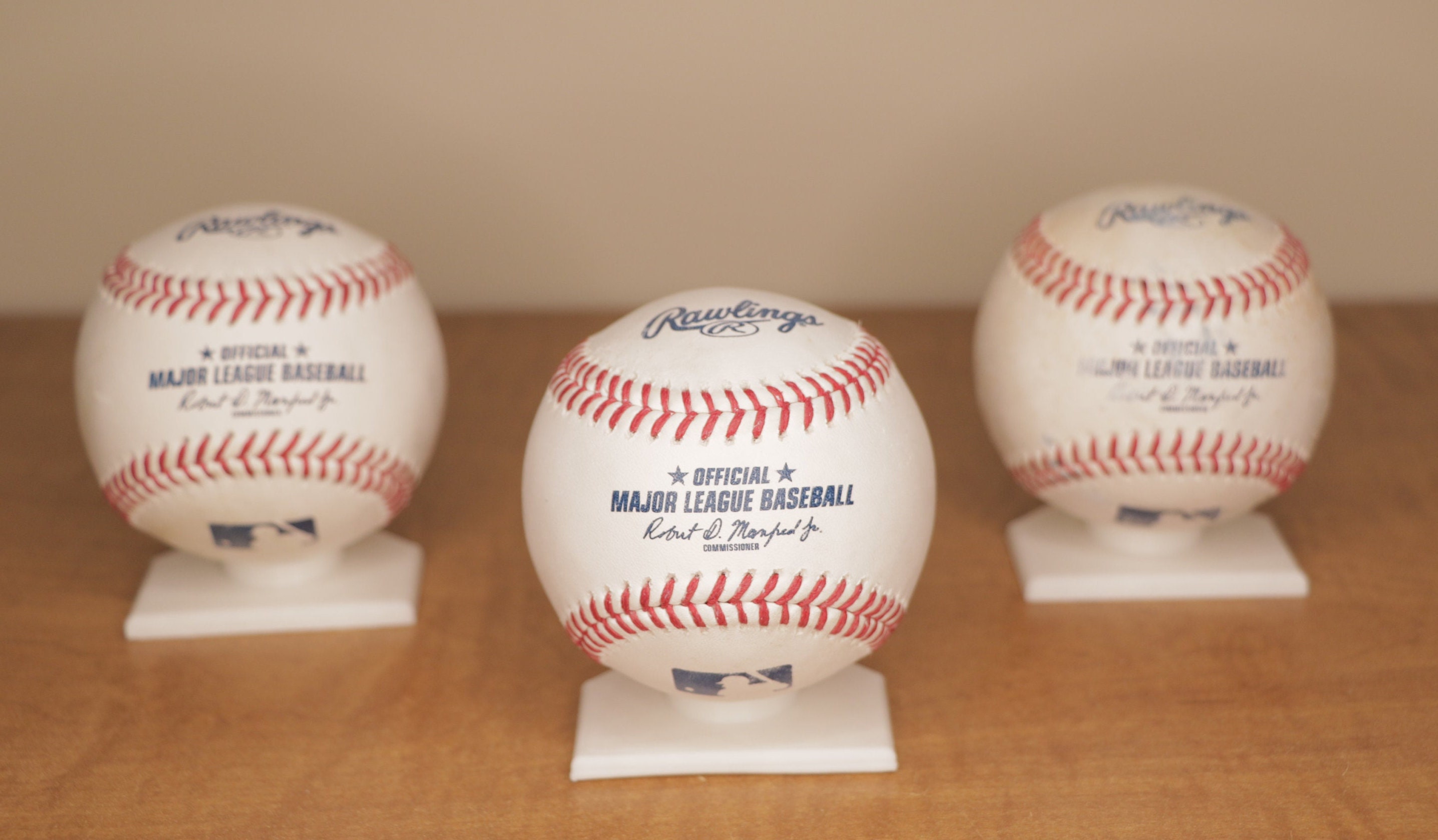 Baseball Display Stand / Baseball Desk Holder / Autographed Baseball ...