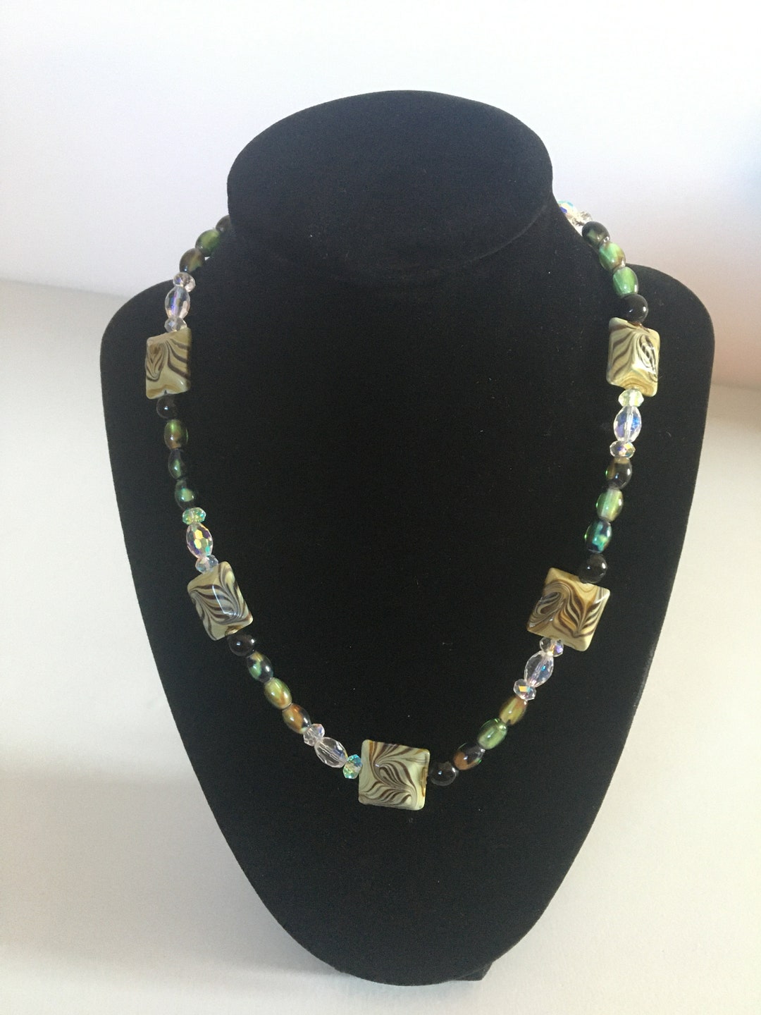 Necklace 17, Beads of Various Shapes, Sparkling Crystal Beads ...