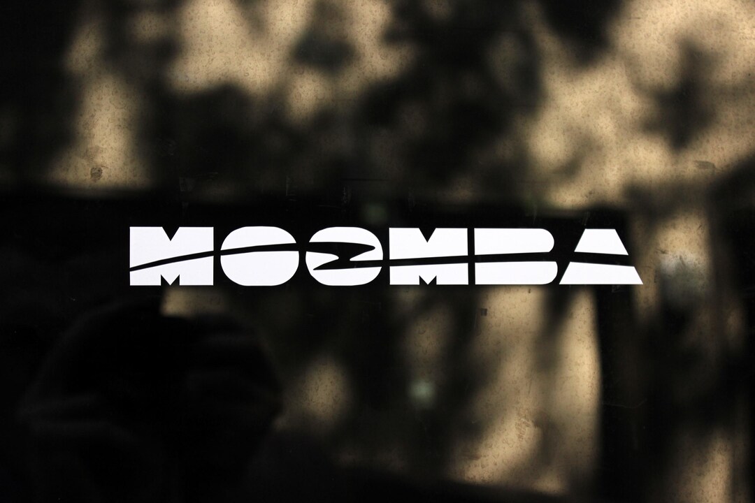 2x Moomba Waterski Wakeboard Wakesurf Barefoot Boats Trailer Vintage ...