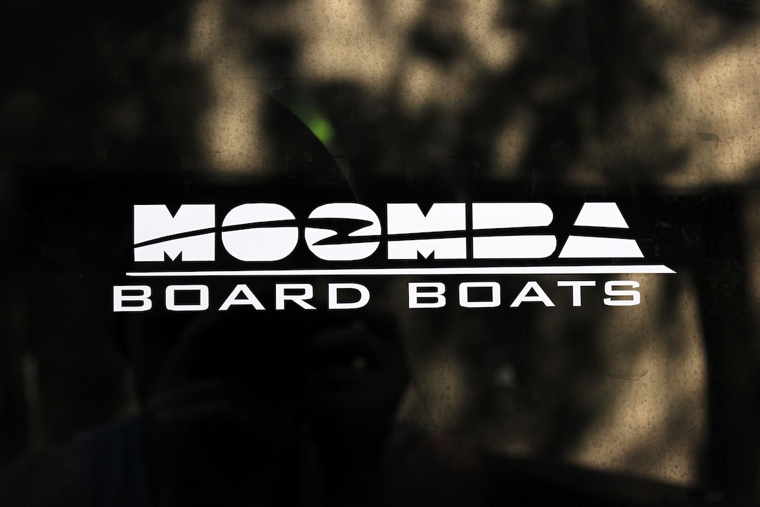 2x Moomba Waterski Wakeboard Wakesurf Barefoot Boats Trailer Vintage ...