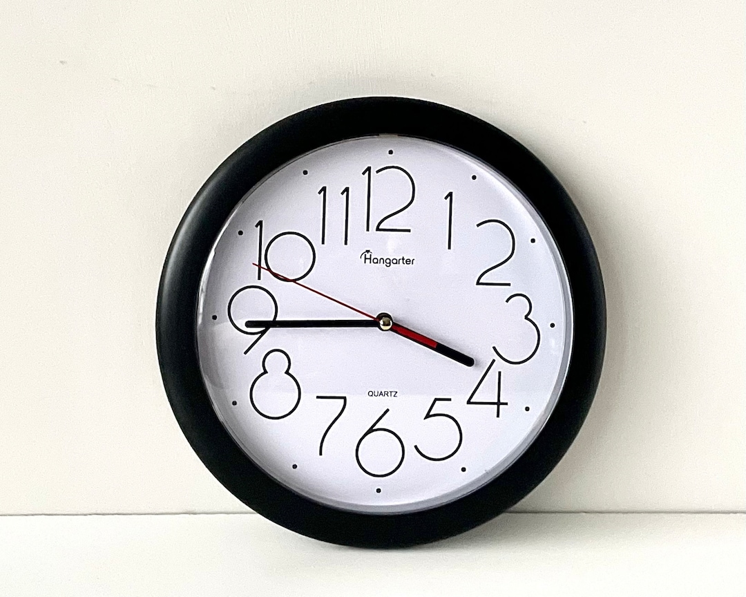 Vintage HANGARTER Wall Clock 90s Modern Retro Clock Unique Postmodern ...