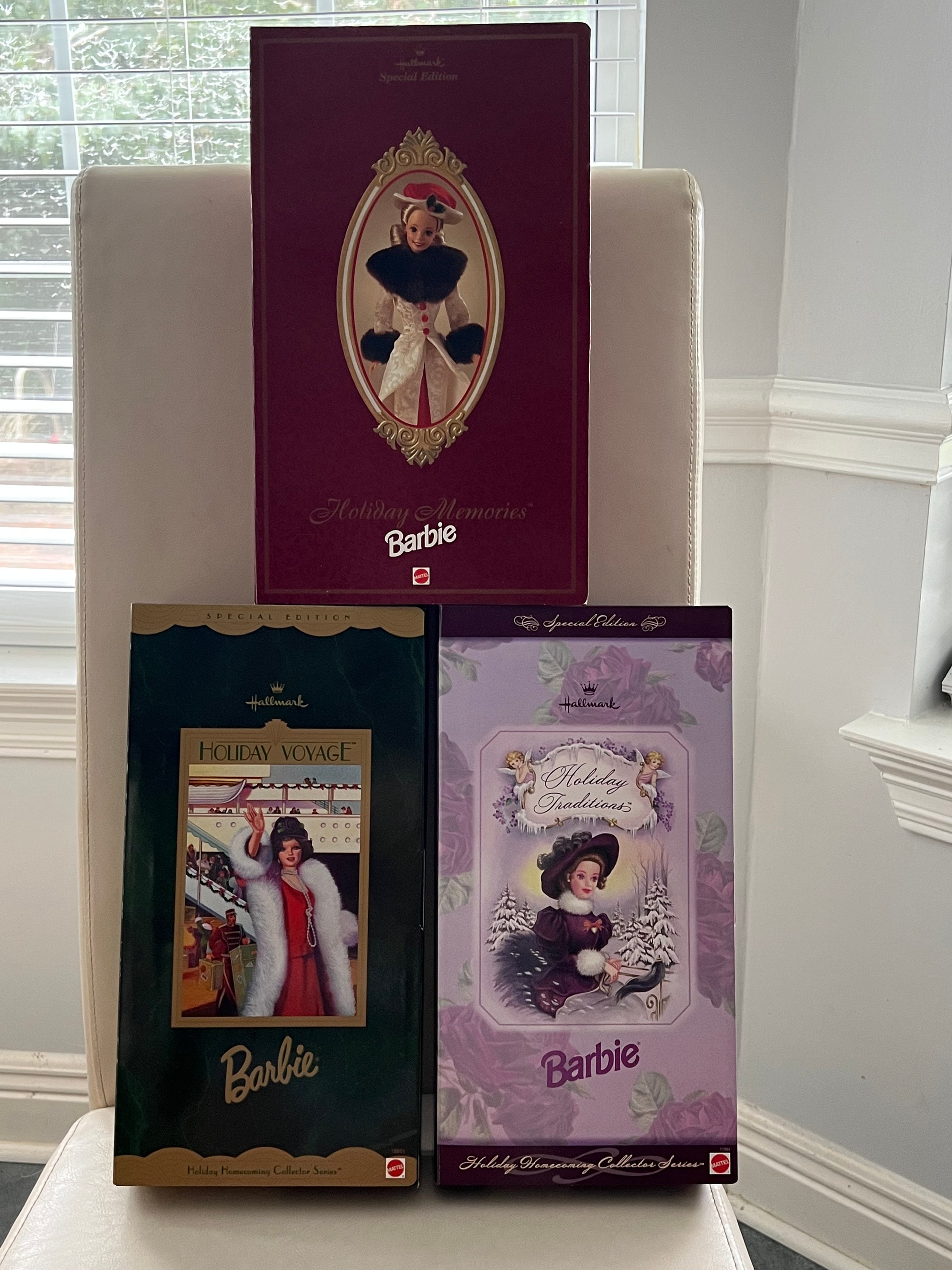 Vintage Barbie Dolls- Holidays Theme- Hallmark Special Edition 1995 ...