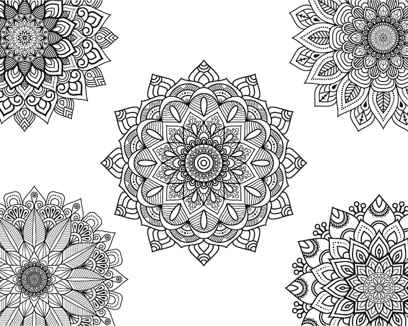 25 Pretty Mandala Patterns, SVG, PNG Zentangle Art Bundle. Tattoo ...
