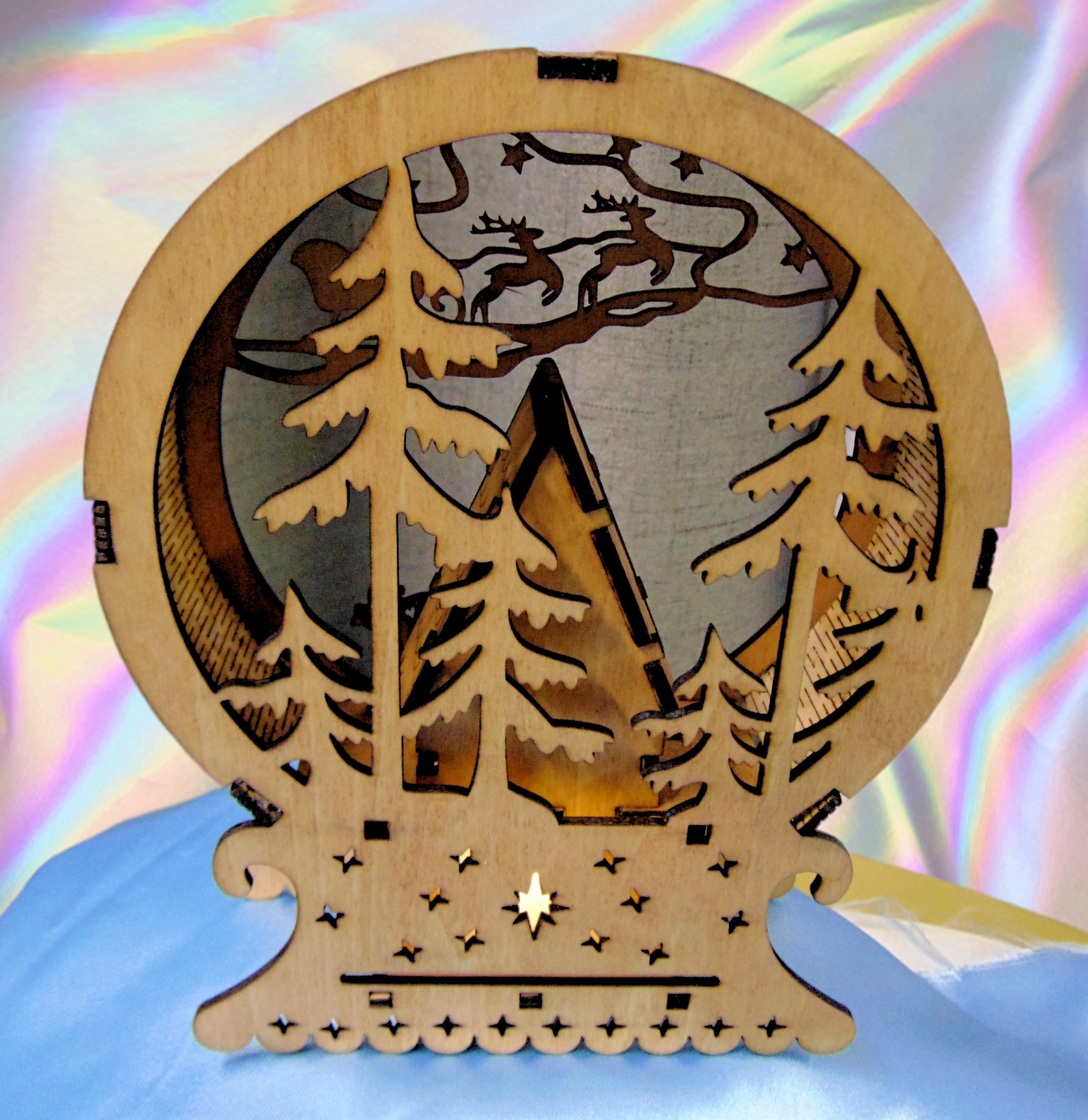 Laser Layered CHRISTMAS SCENE ORNAMENT With Flickering Flame Less Tea ...