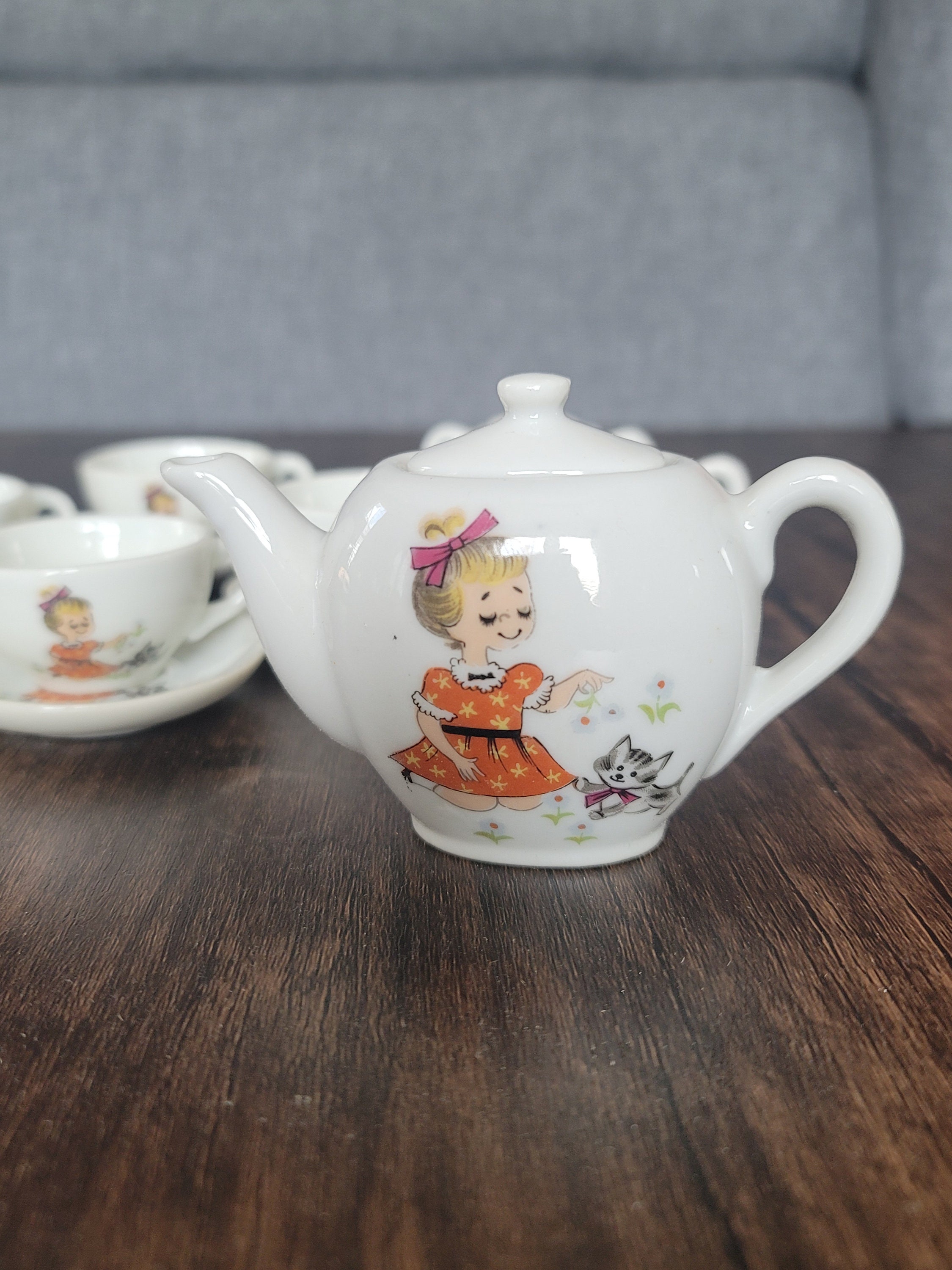 Vintage Tea Set Girl With Kitty - Etsy