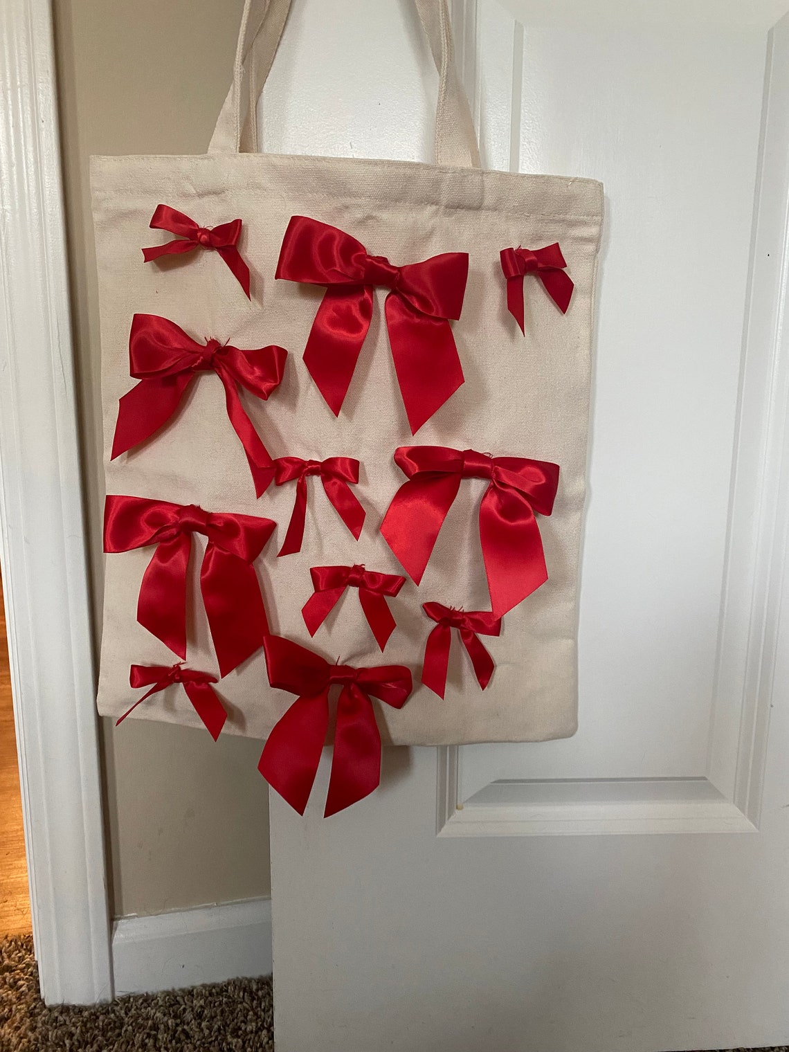 Bow Tote Bag || Bows || Tote Bag || Aesthetic Tote Bag || Red Bows ...