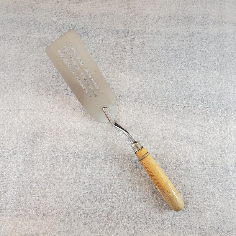 Vintage Spatula - Etsy