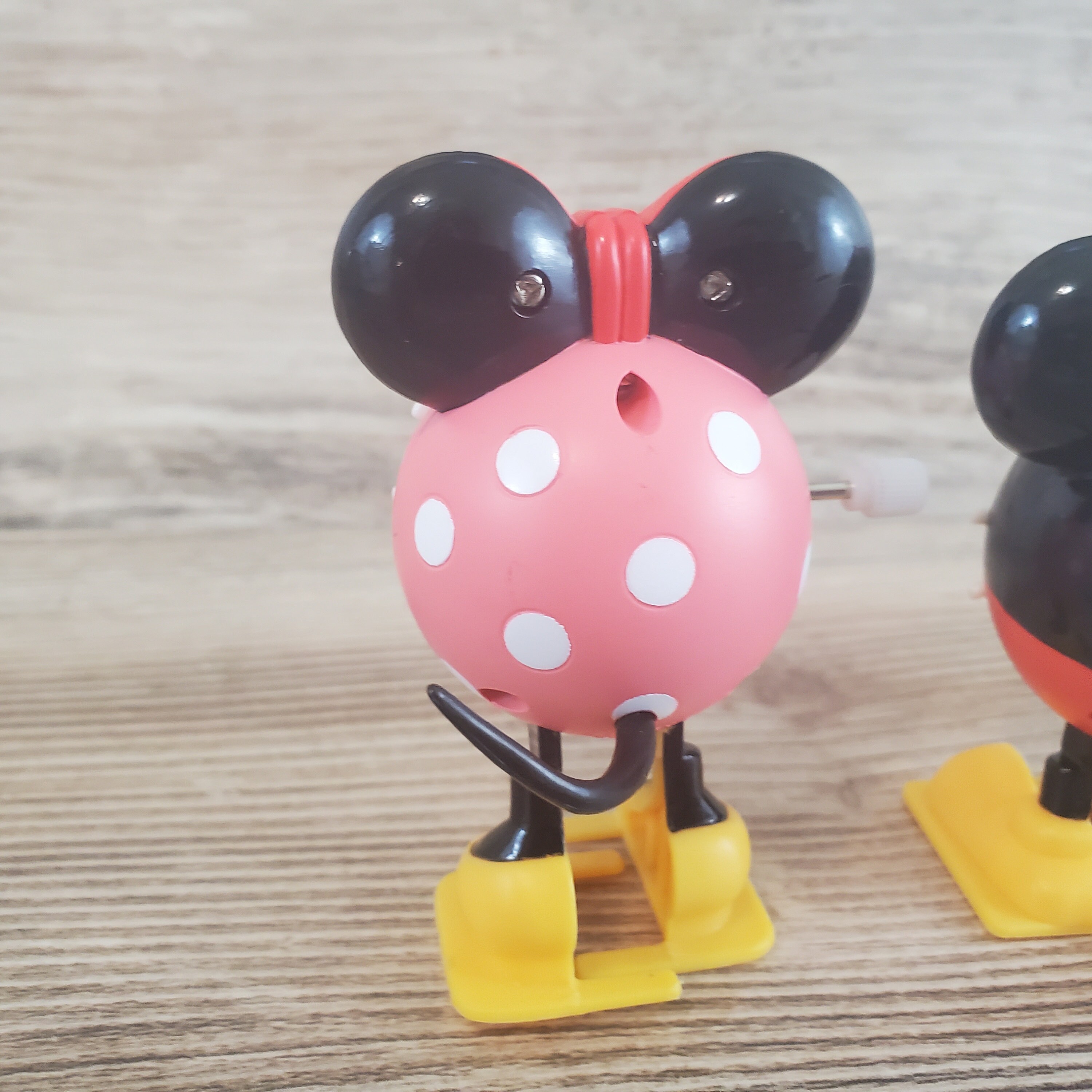 Vintage Mickey and Minnie Mouse Wind up Walking Clock Collectible Toy ...