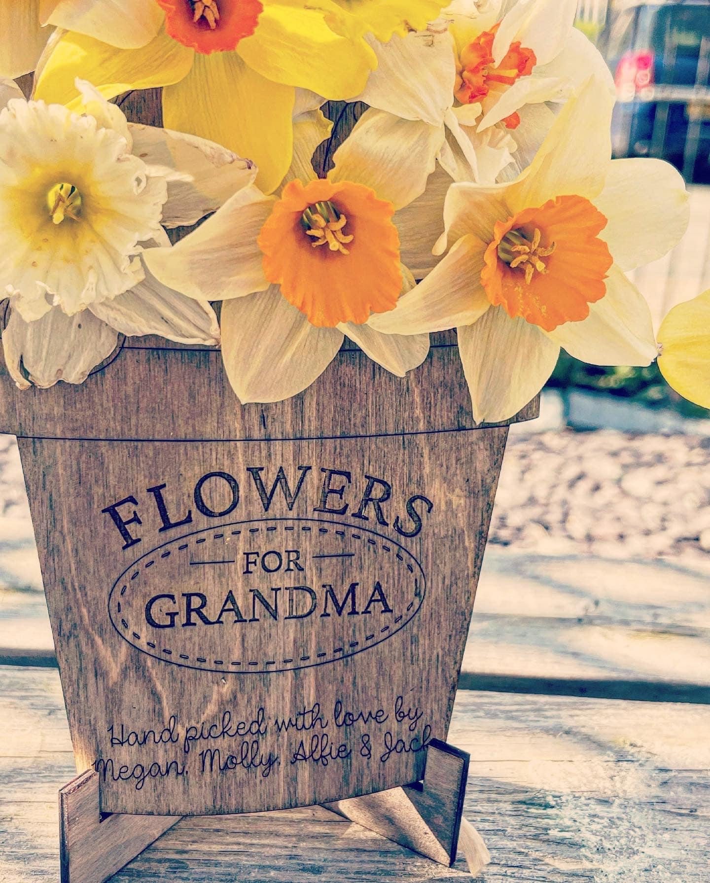Personalised Wooden Flower Board - Etsy