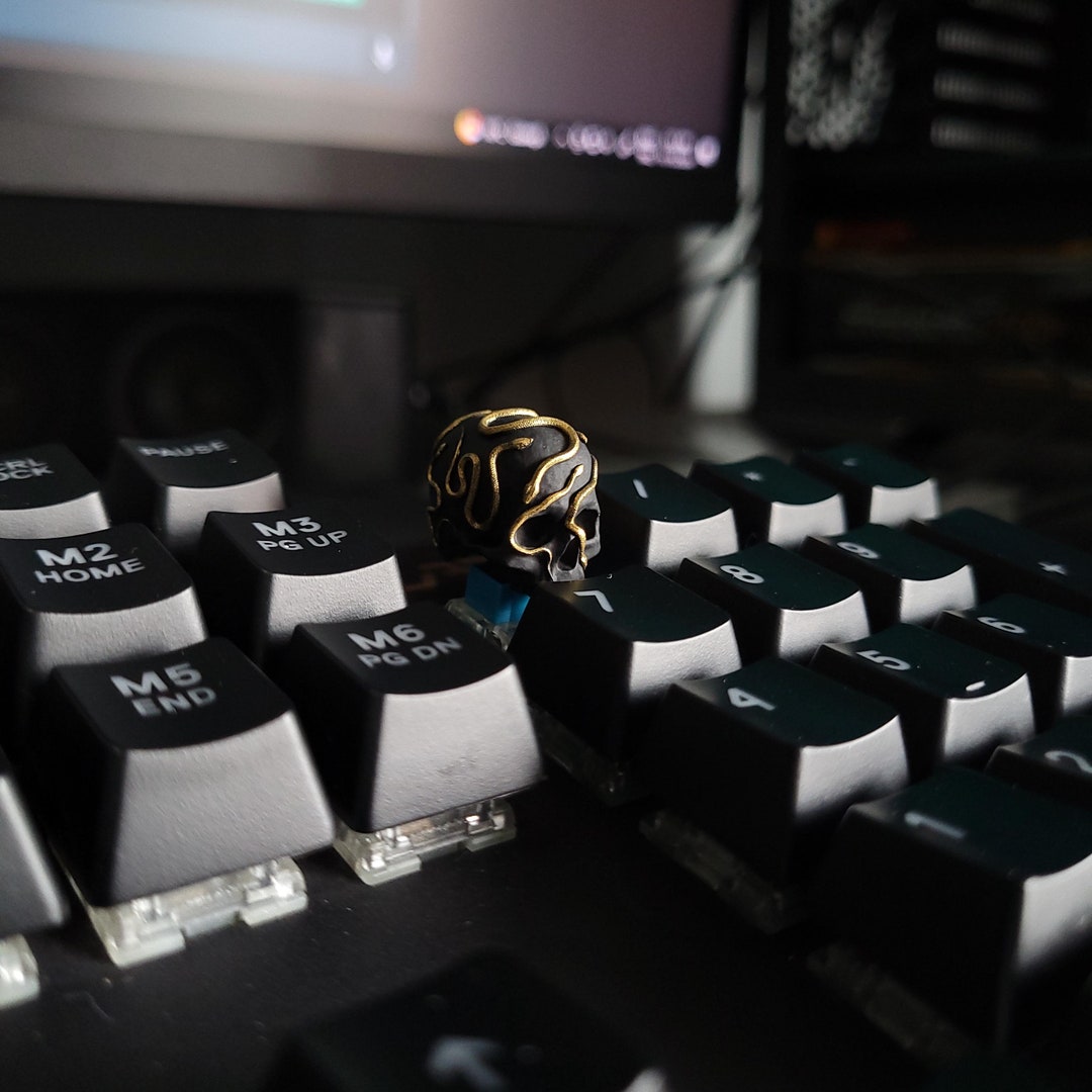 Skull Artisan Keycap, False Snake God ,black and Gold, High Quality ...
