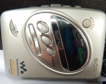 Vintage Sony FM AM Portable Antenna Radio Model ICF-S10MK2 Tested ...