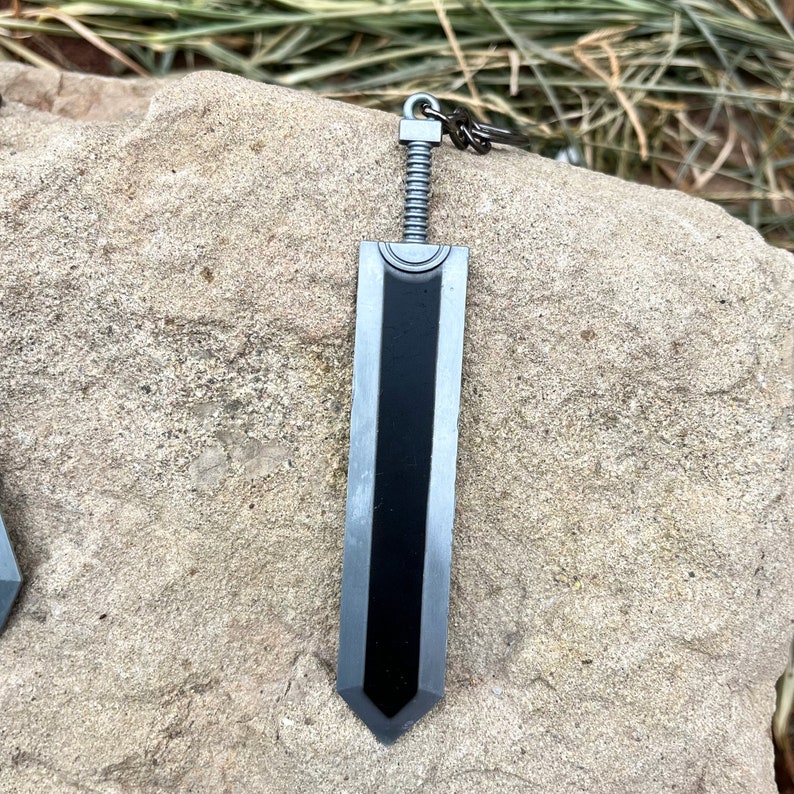 Game Berserk Guts Sword Keychainguts Dragon Slayer Keyring - Etsy
