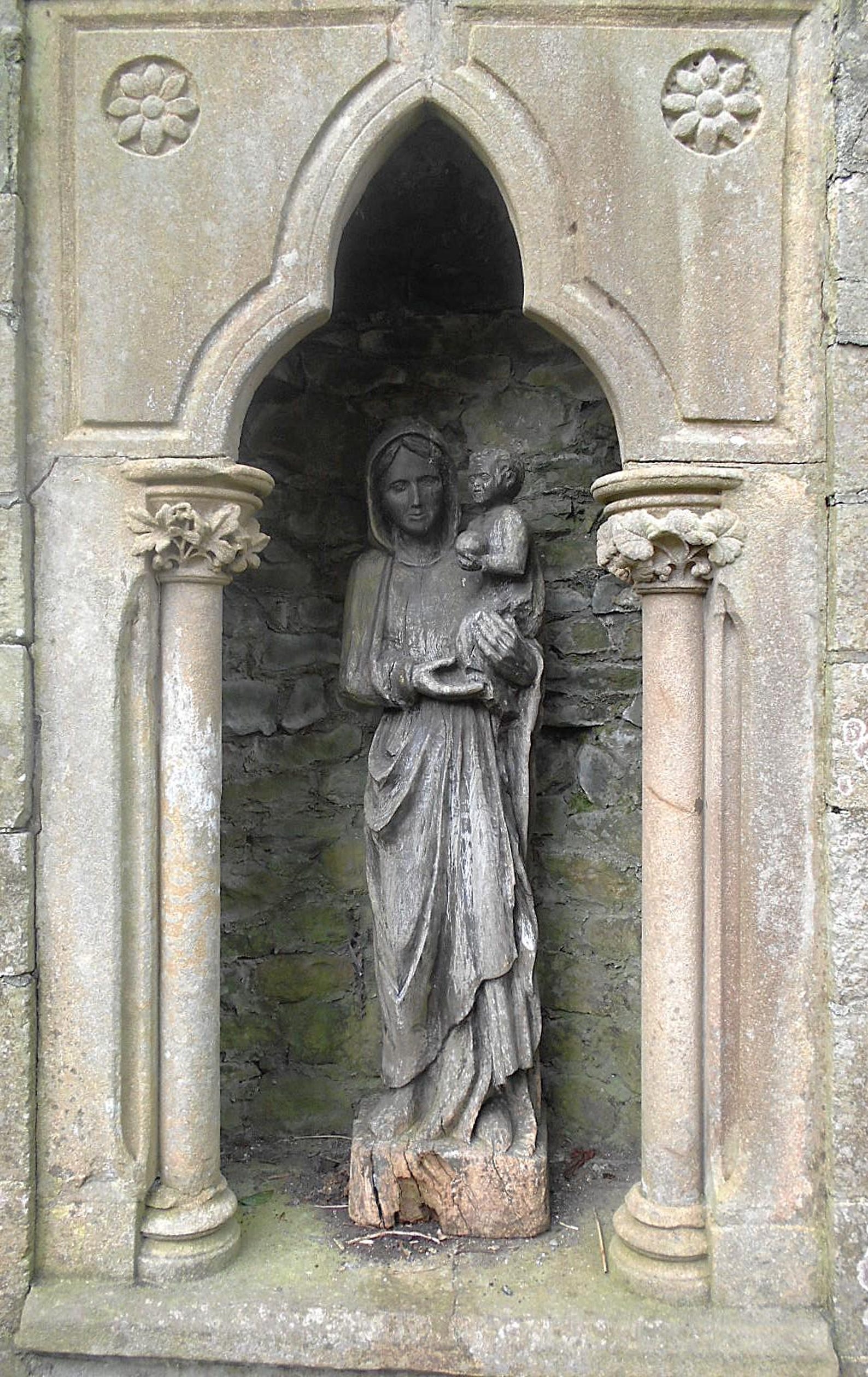 St. Mary & Jesus Irish Statue - Etsy