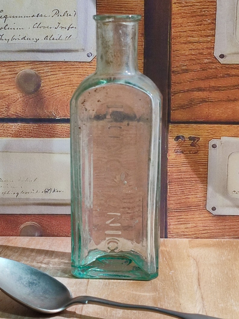 Vintage Owbridges Lung Tonic Bottle C1890 no.2 - Etsy Canada