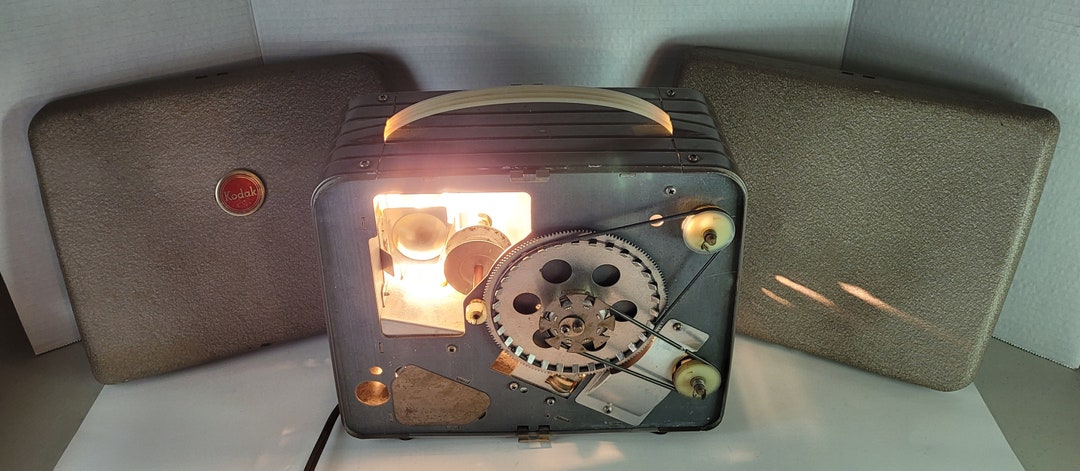 Vintage Kodak Brownie 500 Movie Projector Model B F/1.6 Lens 8mm. Used ...