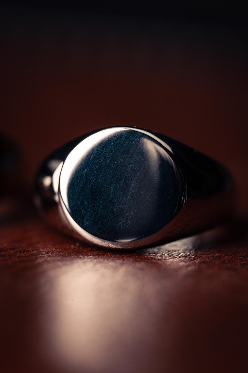 Mens Silver Signet Ring. Stainless Steel Pinky Ring for Men, Women ...