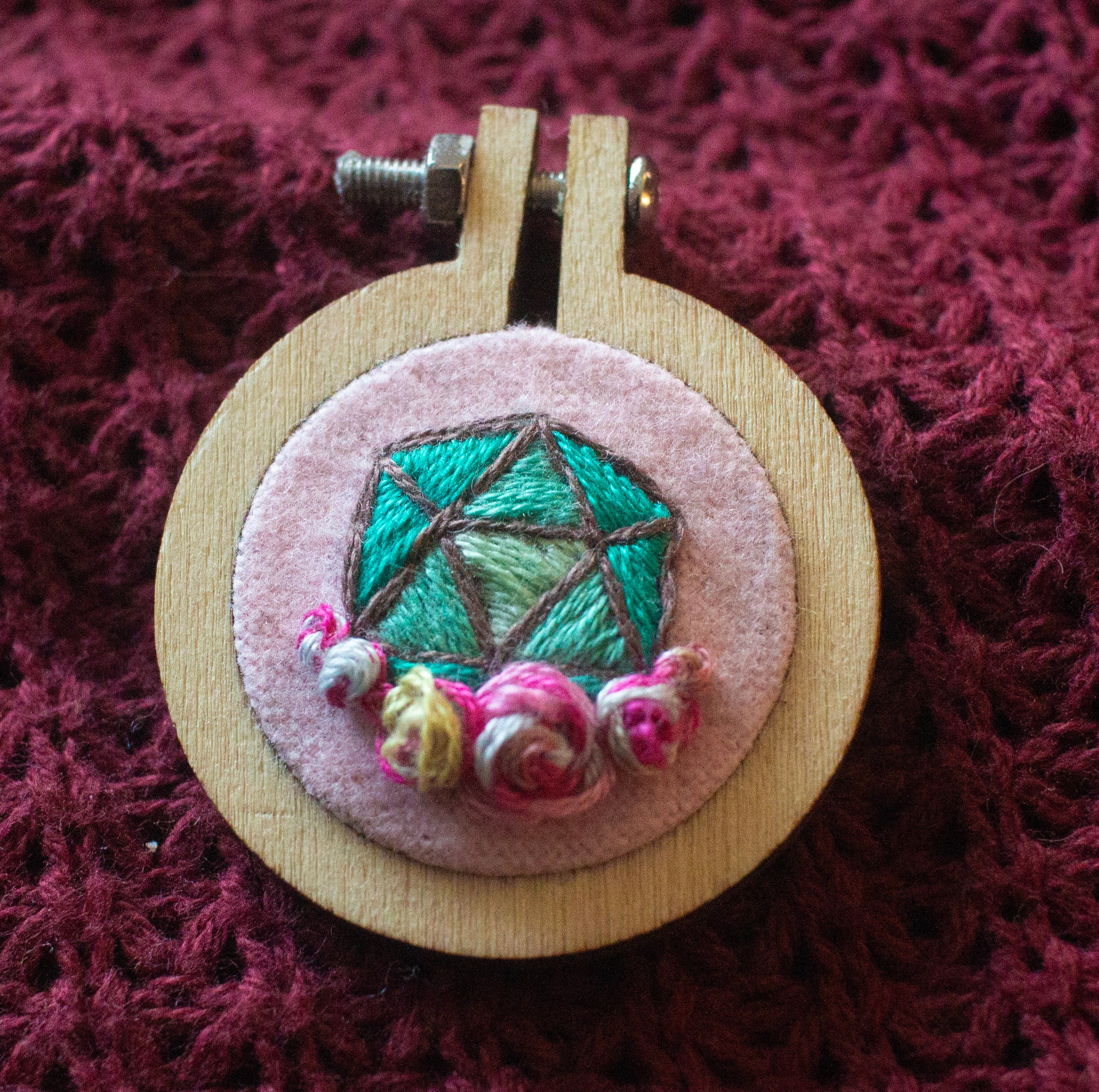 Mini Floral D20 Embroidery Hoops - Etsy
