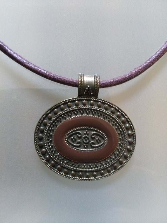 Vintage multicolor rope medallion - Gem