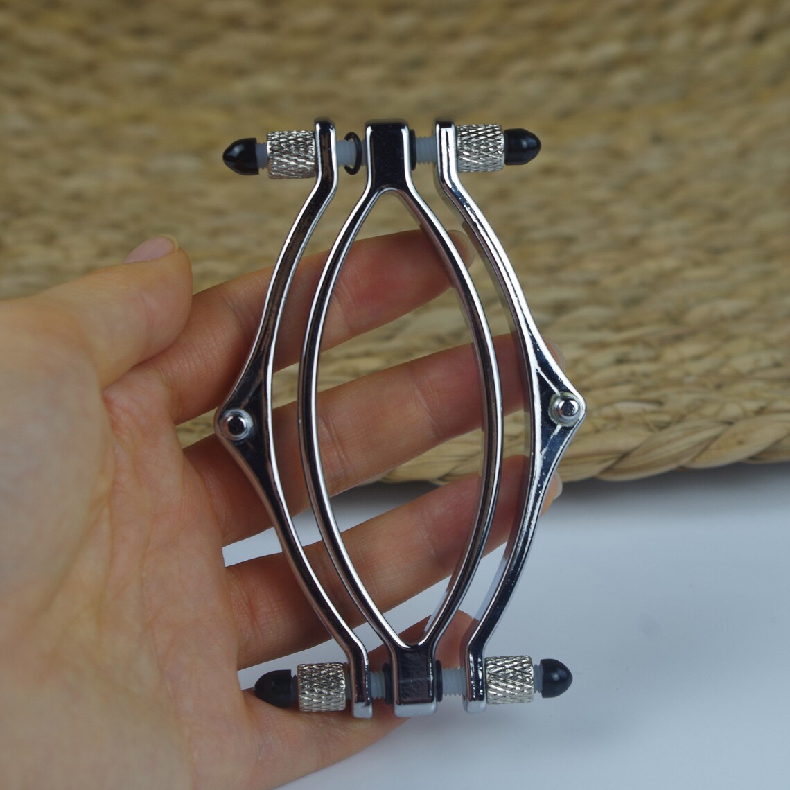 Labia Clip With Electro Shock Set Bdsm Bondage Torture Clitoris Lips