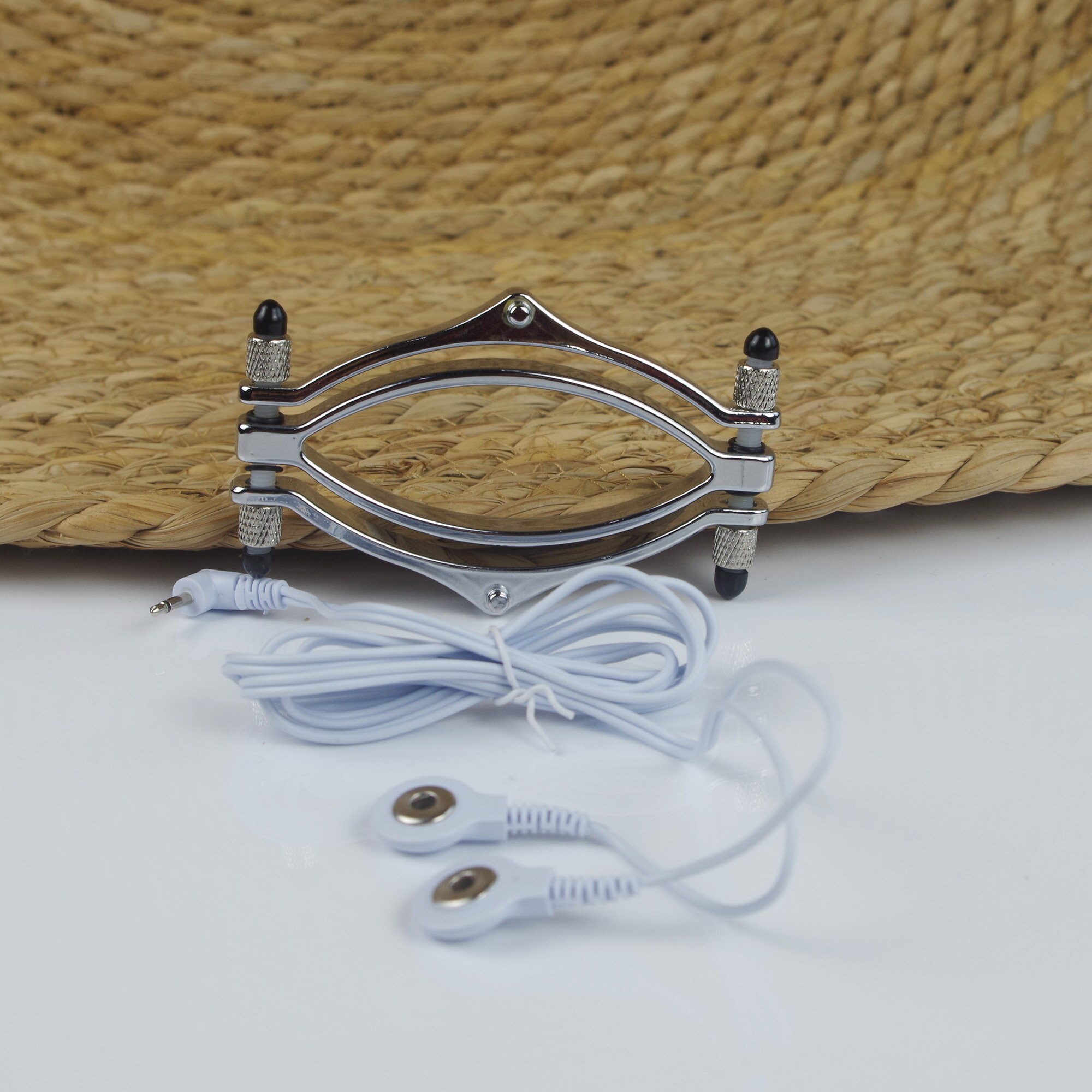 Labia Clip With Electro Shock Set, Bdsm Bondage Torture Clitoris Lips ...