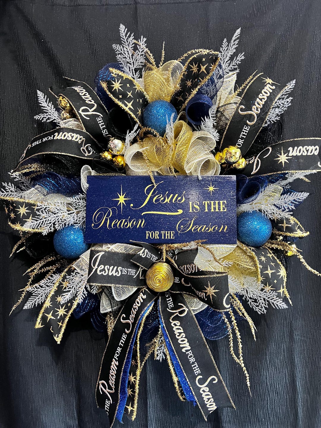 Christmas Wreath Decoration Jesus is the Reason for the Season Wreath ...