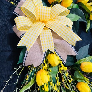 Spring Tulip Wreath for Front Door Yellow Tulip Wreath for Front Door ...