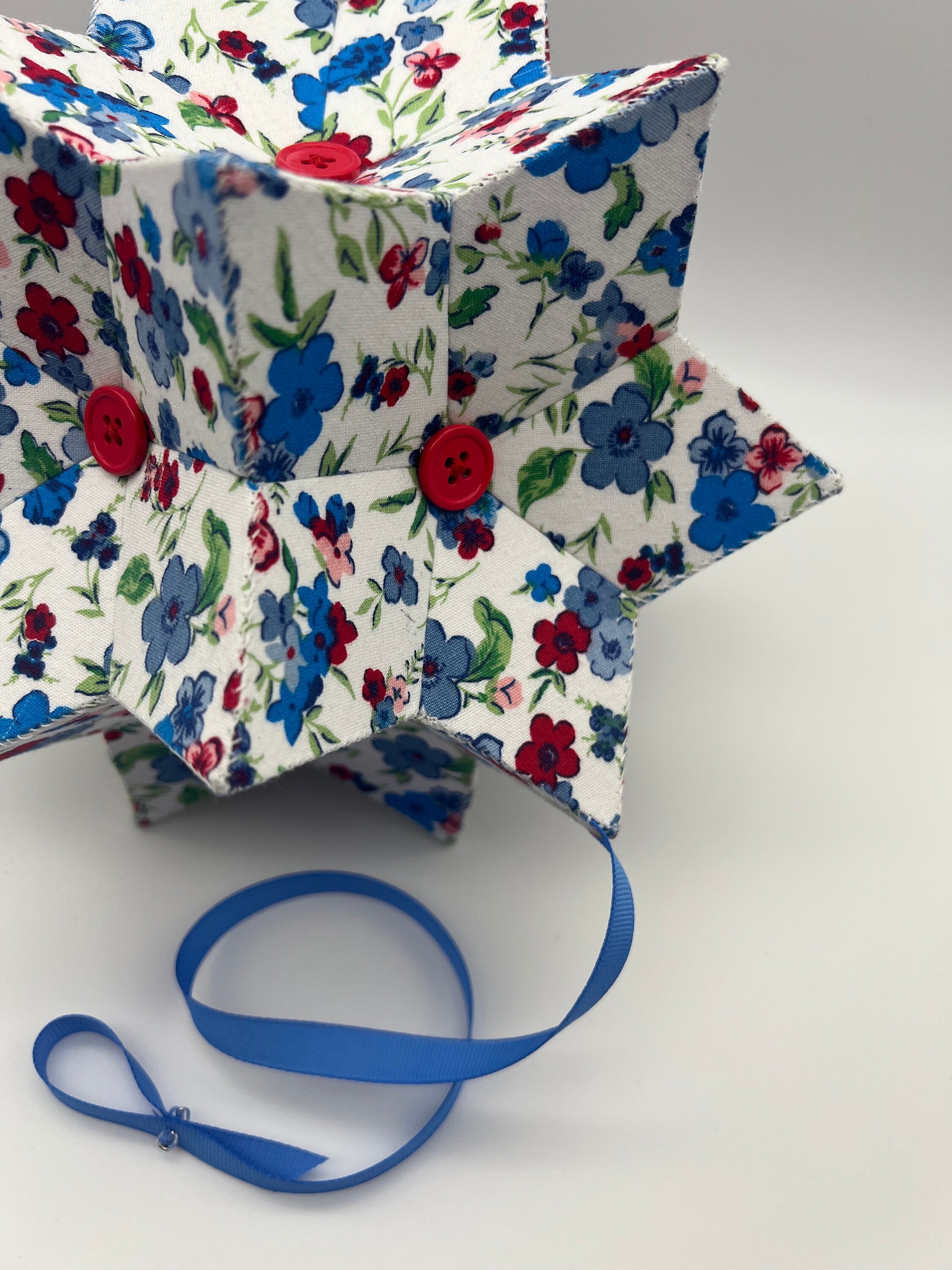 Hanging Moravian Star // Star of Happiness - Handmade - Etsy