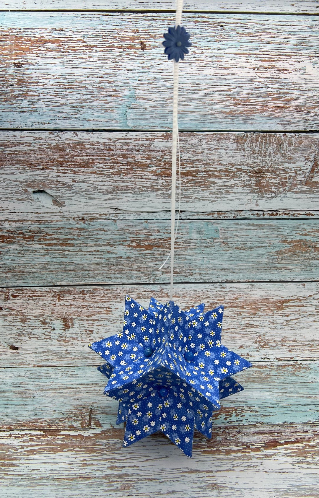 Hanging Moravian Star // Star of Happiness Handmade - Etsy