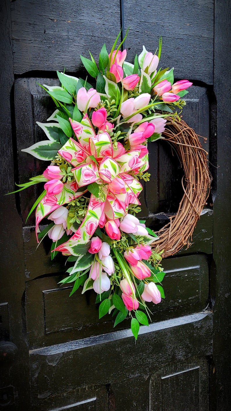 Spring Pink Tulip Wreath, Valentine's Day Tulip Wreath, Dark Pink Tulip ...