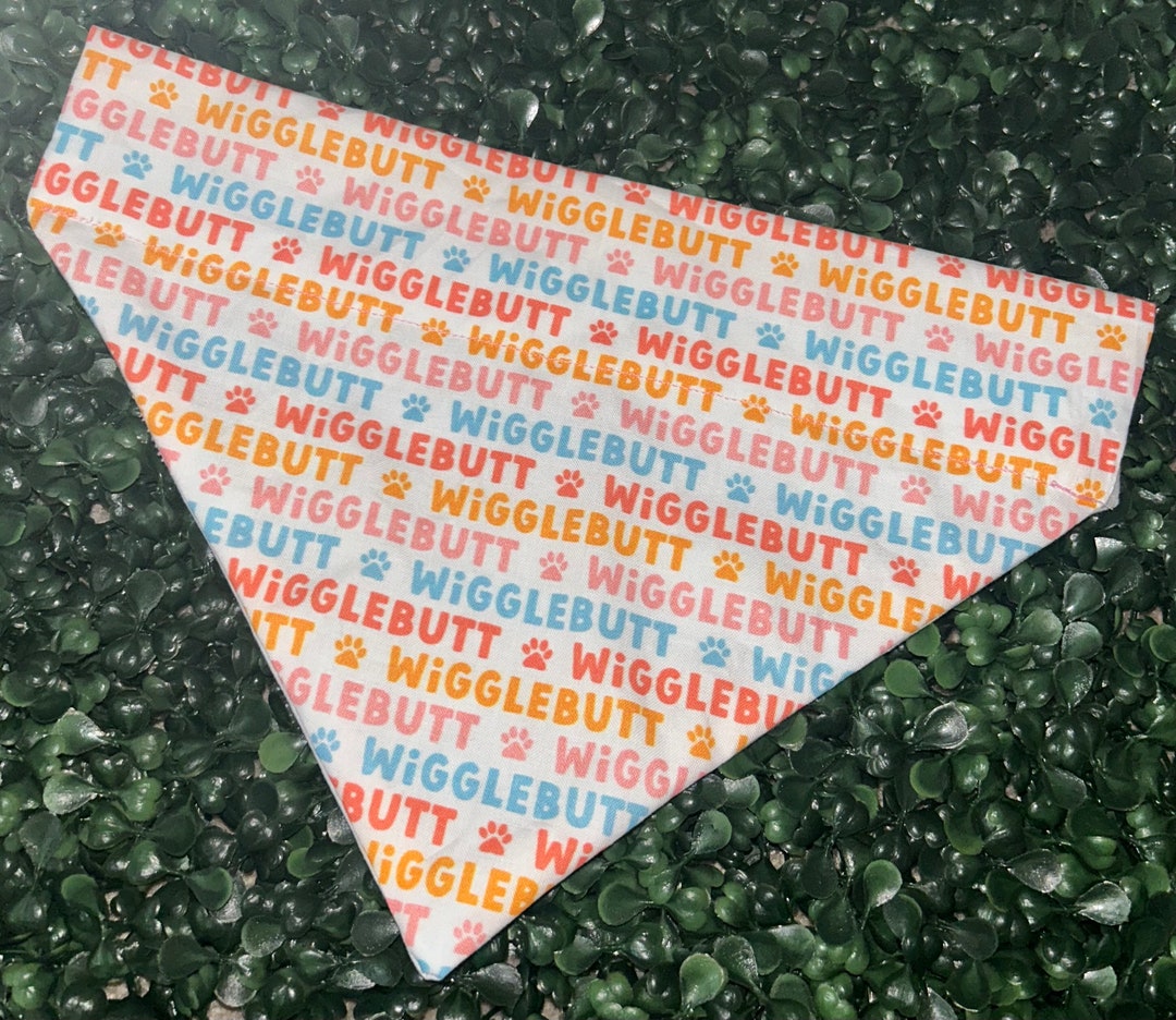 Wiggle Butt Dog Bandana With Collar Pocket - Etsy