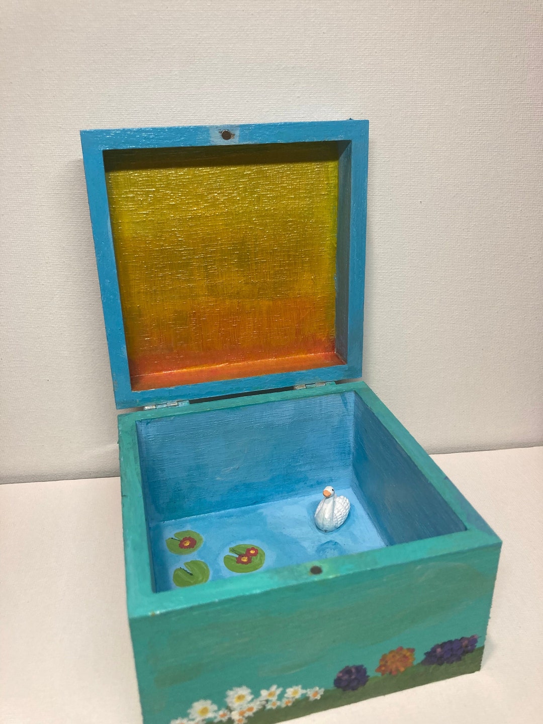 Swan, Pond & Flowers Jewelry Box - Etsy