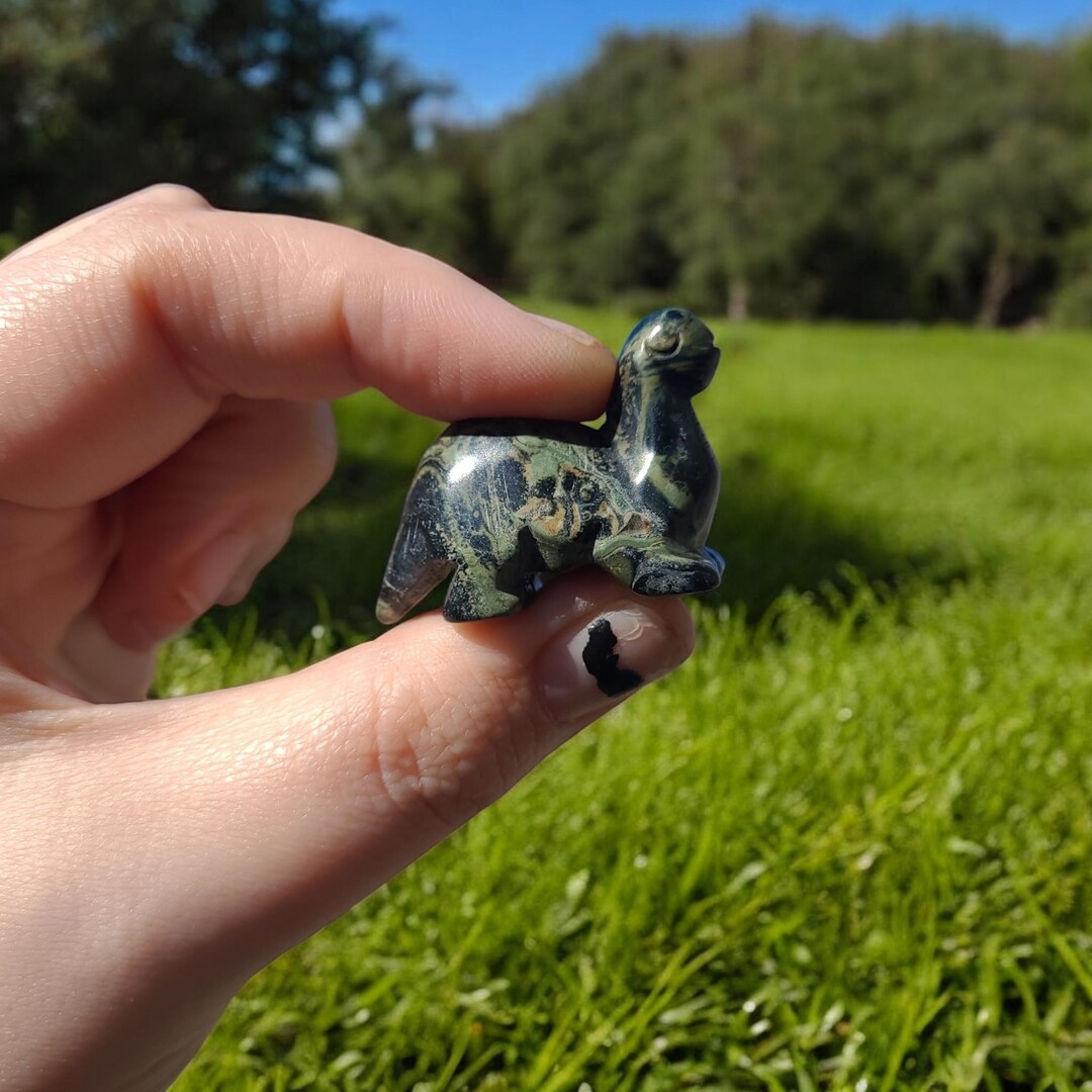Mini Crystal Brontosaurus Figurines Hand-carved Gemstones - Etsy