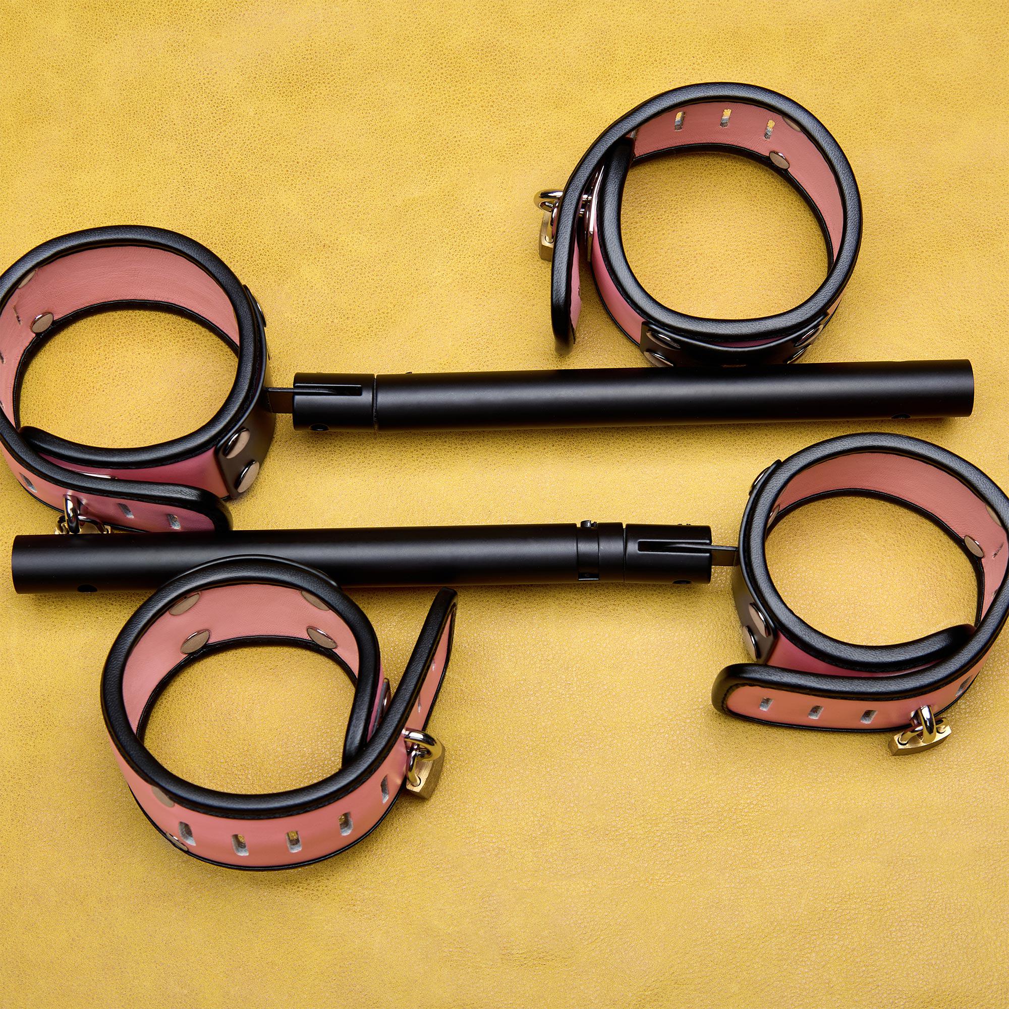 Metal BDSM Spreader Bar With Cuffs, Expandable Spreader Bar, Pink ...