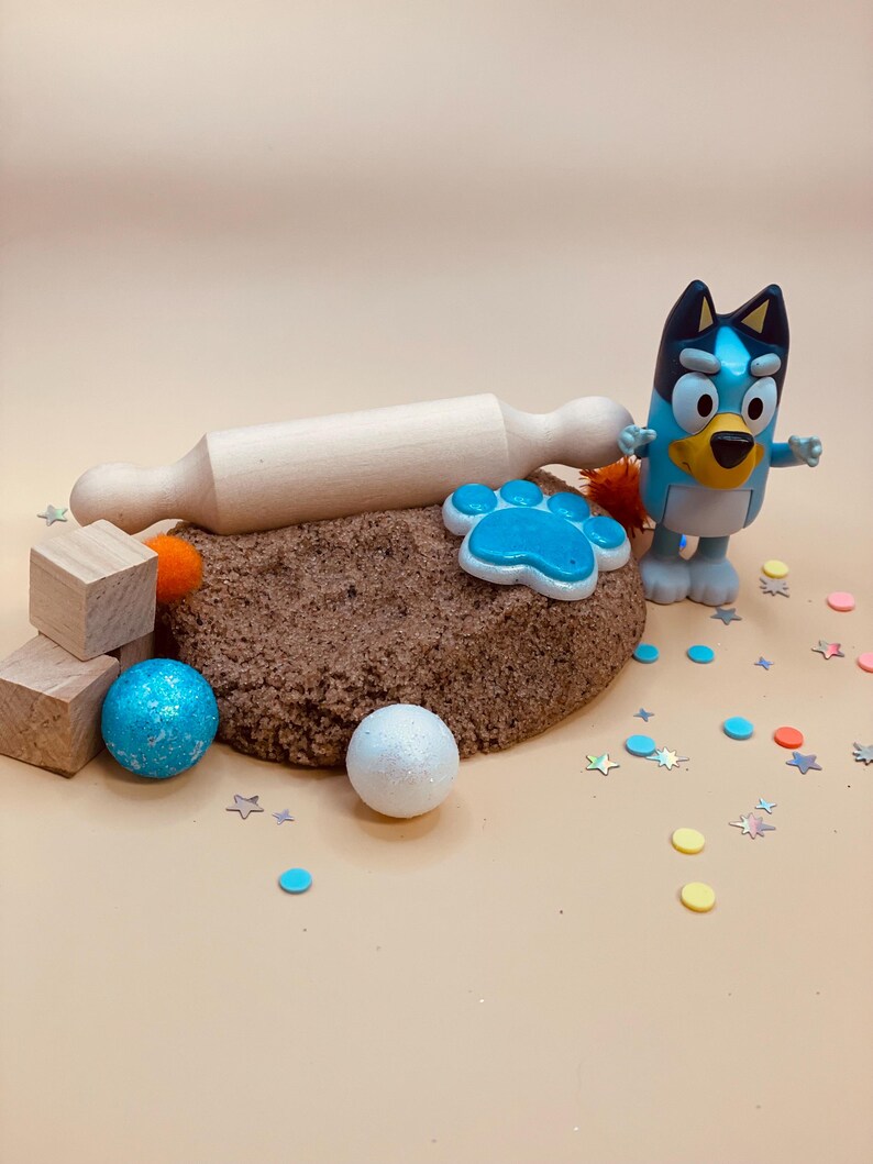 Bluey Themed Play-dough Sensory Jar or Party Favor - Etsy