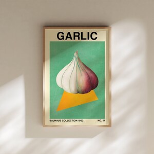 2 Retro Garlic / Onion Vegetable Art Posters, Bauhaus Inspired Set of 2 ...
