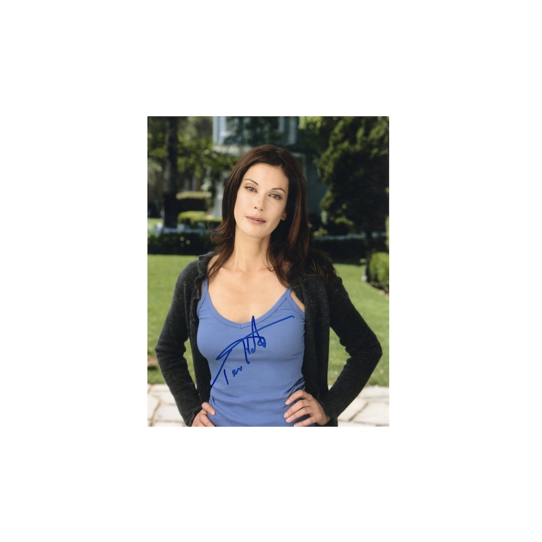 Teri Hatcher Signed Photo With COA, Superman and Desperate Housewives ...