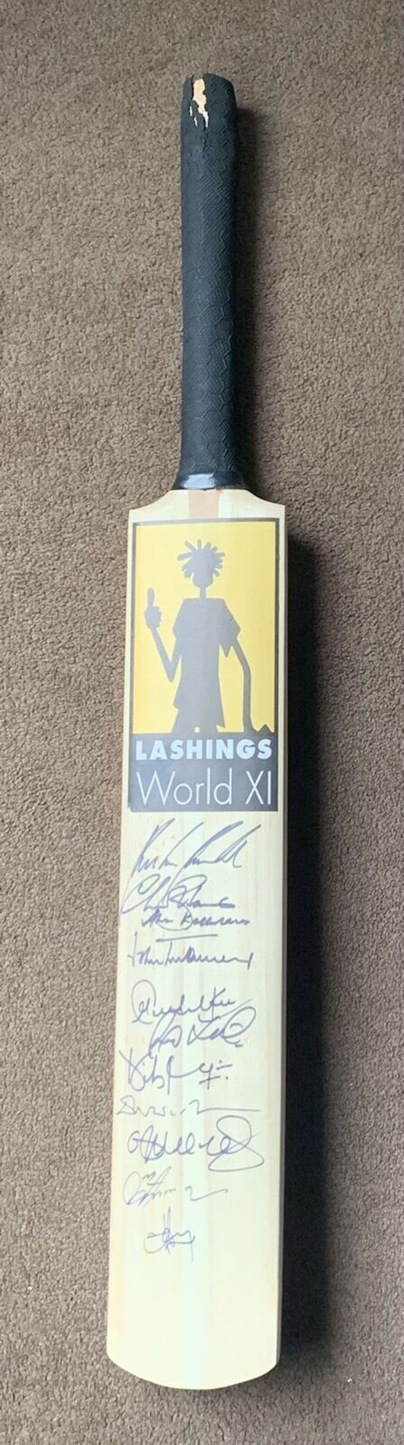 Multi Signed Lashings Cricket Bat With Sachin Tendulkar, Richie ...